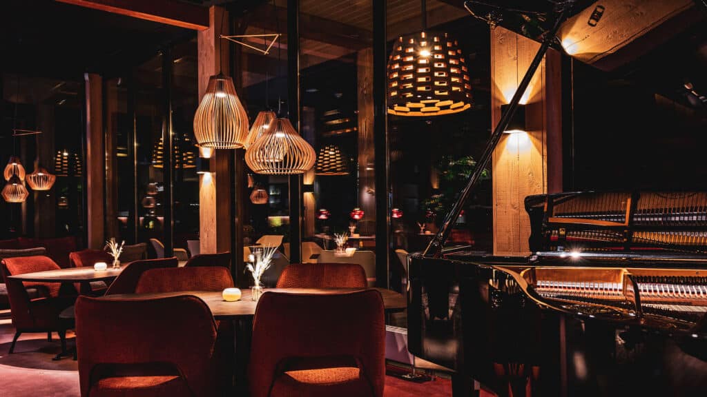 Sfeervol dineren bij Restaurant Cèpes - Lightboxx Sfeervol dineren bij Restaurant Cèpes - Lightboxx